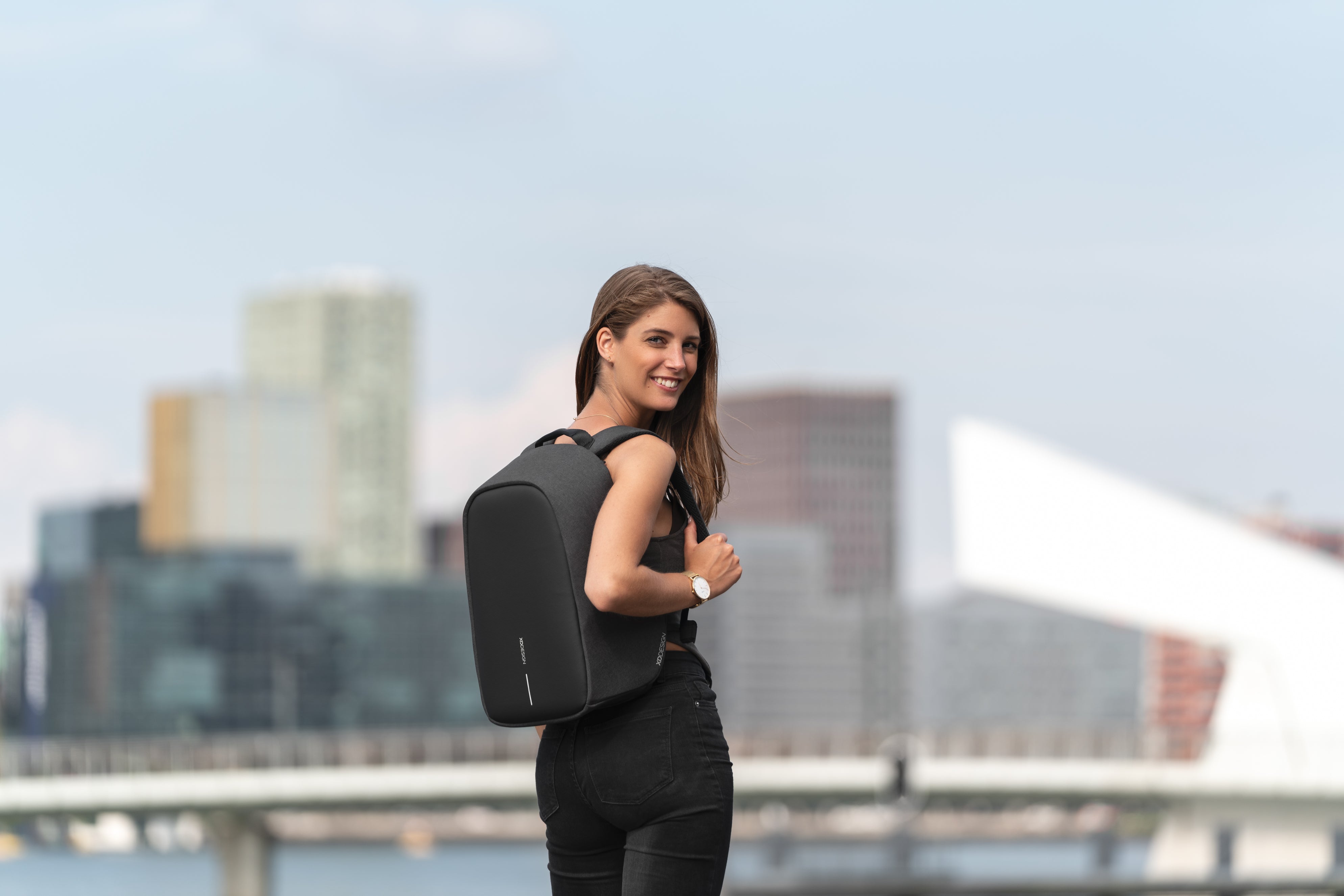 Bobby Hero Regular – XDDesignusa